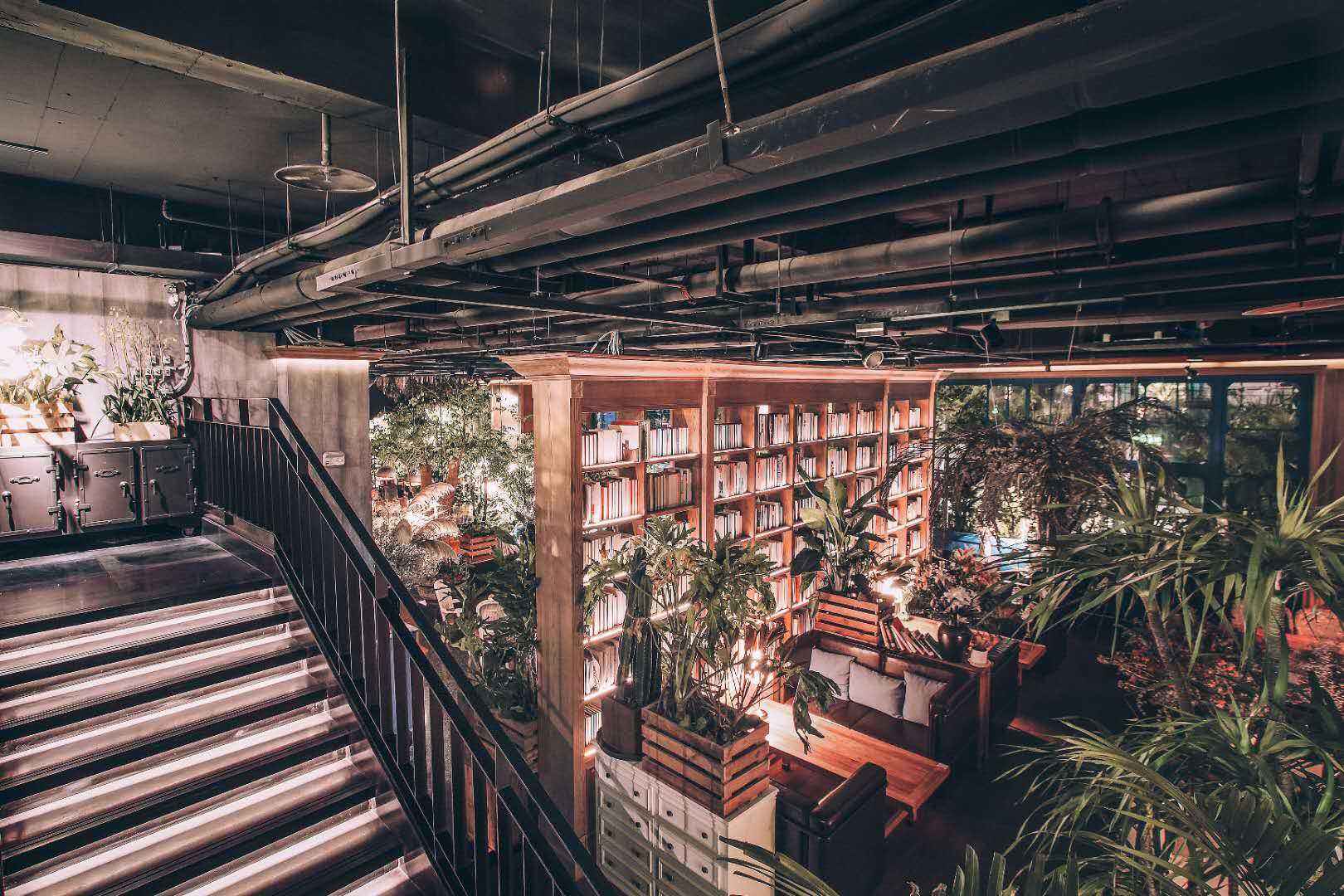 Explore Unique Bookstores in Chongqing | ichongqing