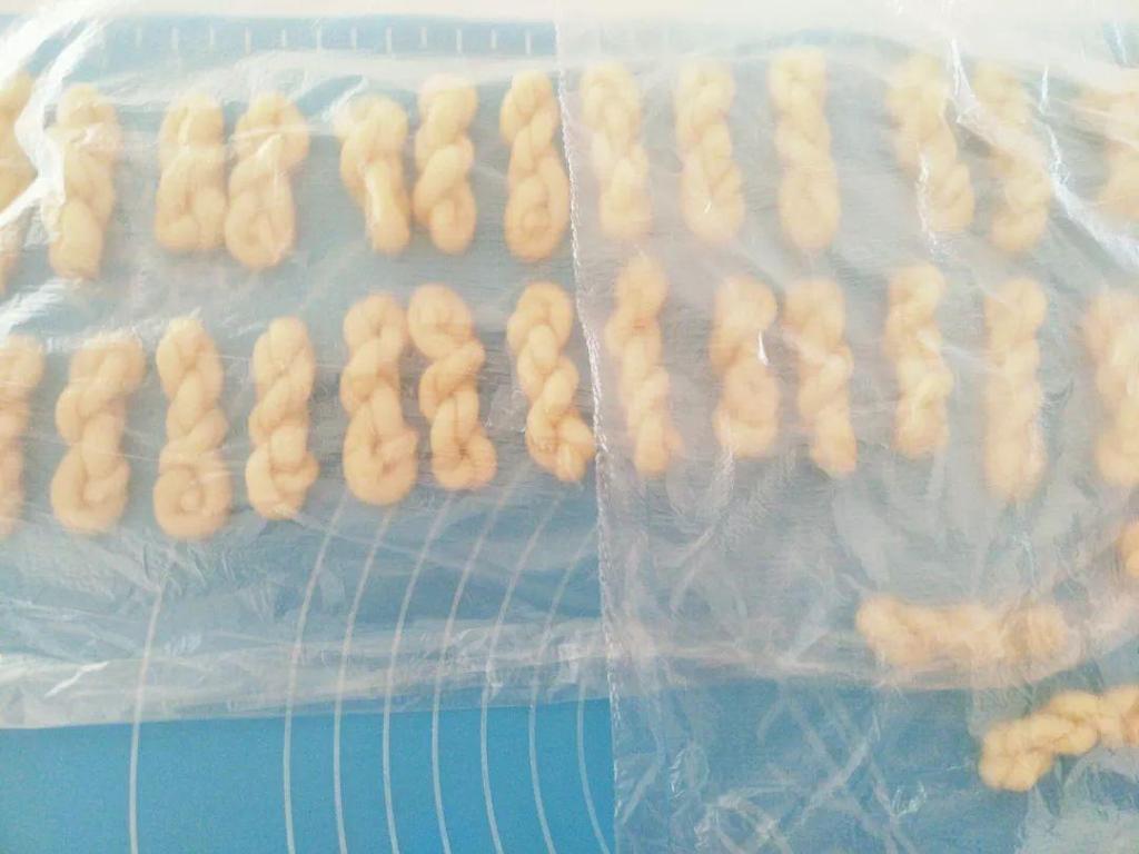 Mahua (Fried Dough Twist) | ichongqing