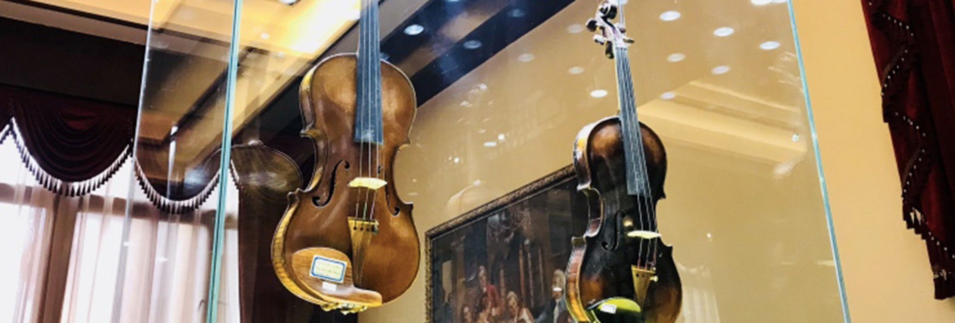 World Biggest Violin Museum Opens in Chongqing | ichongqing