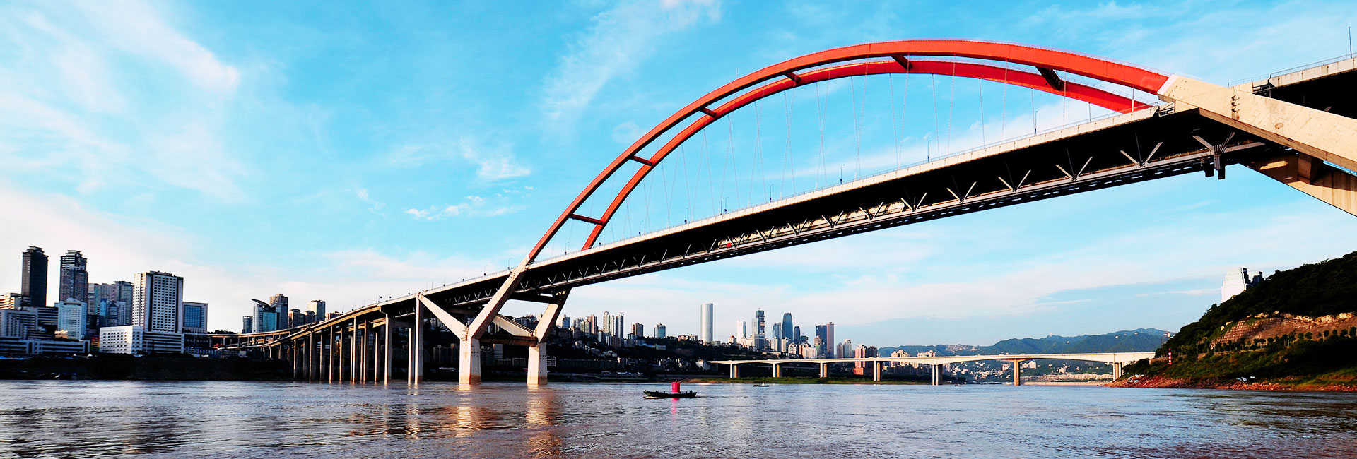 The New International Land-Sea Trade Corridor Serves as A"Bridge" for ...