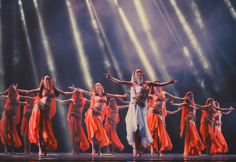 A Wonderful Concert in 12 Languages | ichongqing