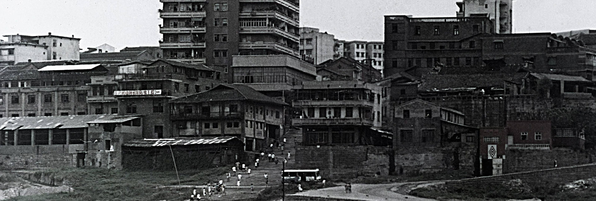 The City Wall Is Falling Down Tells the History of Chongqing | ichongqing