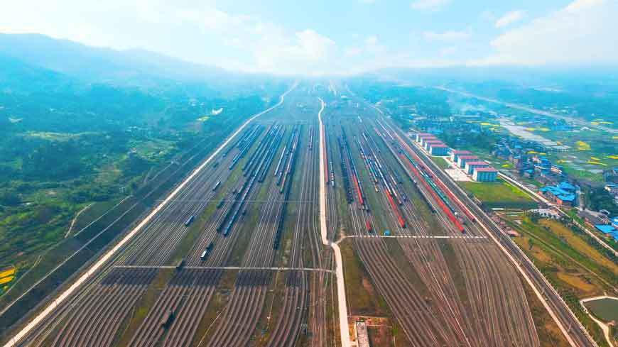 More Than 1,000 ILSTC Rail-Sea Intermodal Freight Trains Launched This ...