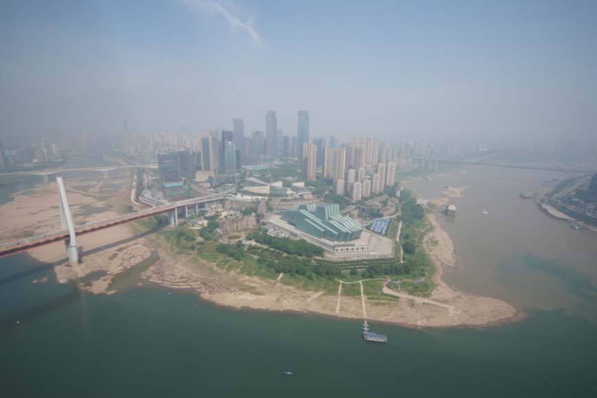 China's First Horizontal Skyscraper Opened to the Public | ichongqing