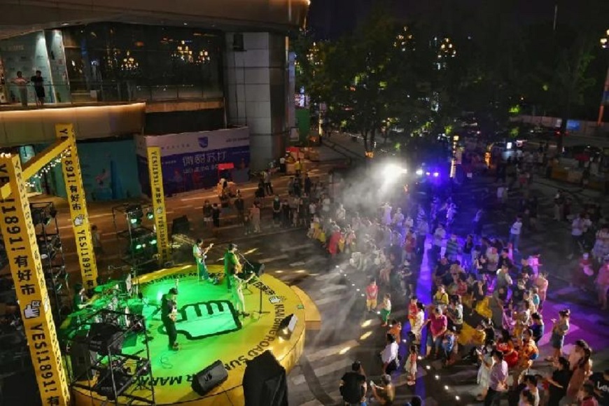 Come and Eat at Chongqing Nanbin Road Night Market! | ichongqing