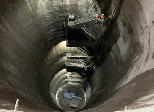 China's Deepest Underground Subway Station Under Construction | ichongqing