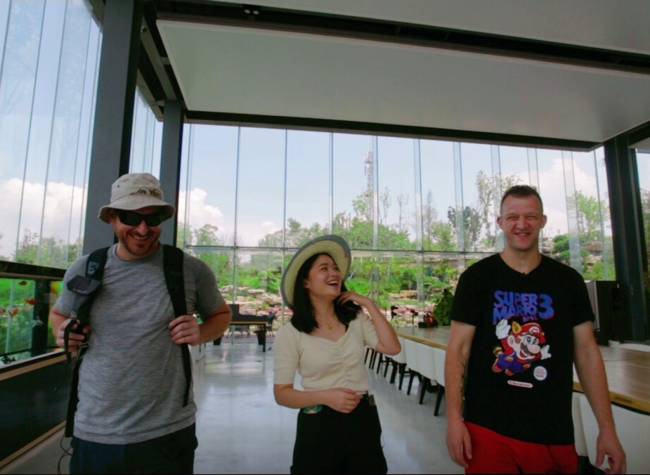 An Exciting Exploration into the Lijia Intelligent Park with YouTubers ...