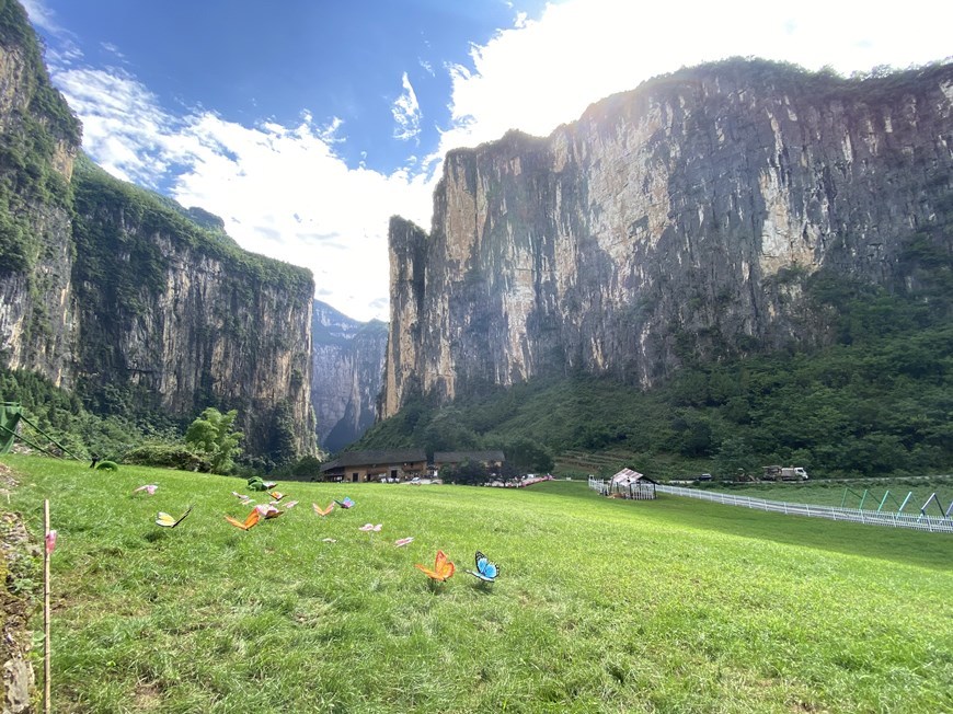 Fengjie Showcase: A Place with Breathtaking Landscapes and Poetic ...