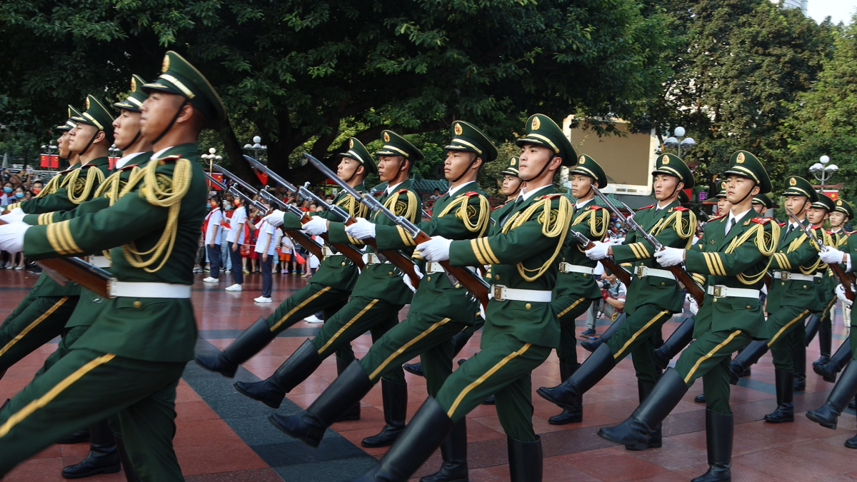 Five-Star Red Flag Raised in Chongqing On National Day | ichongqing