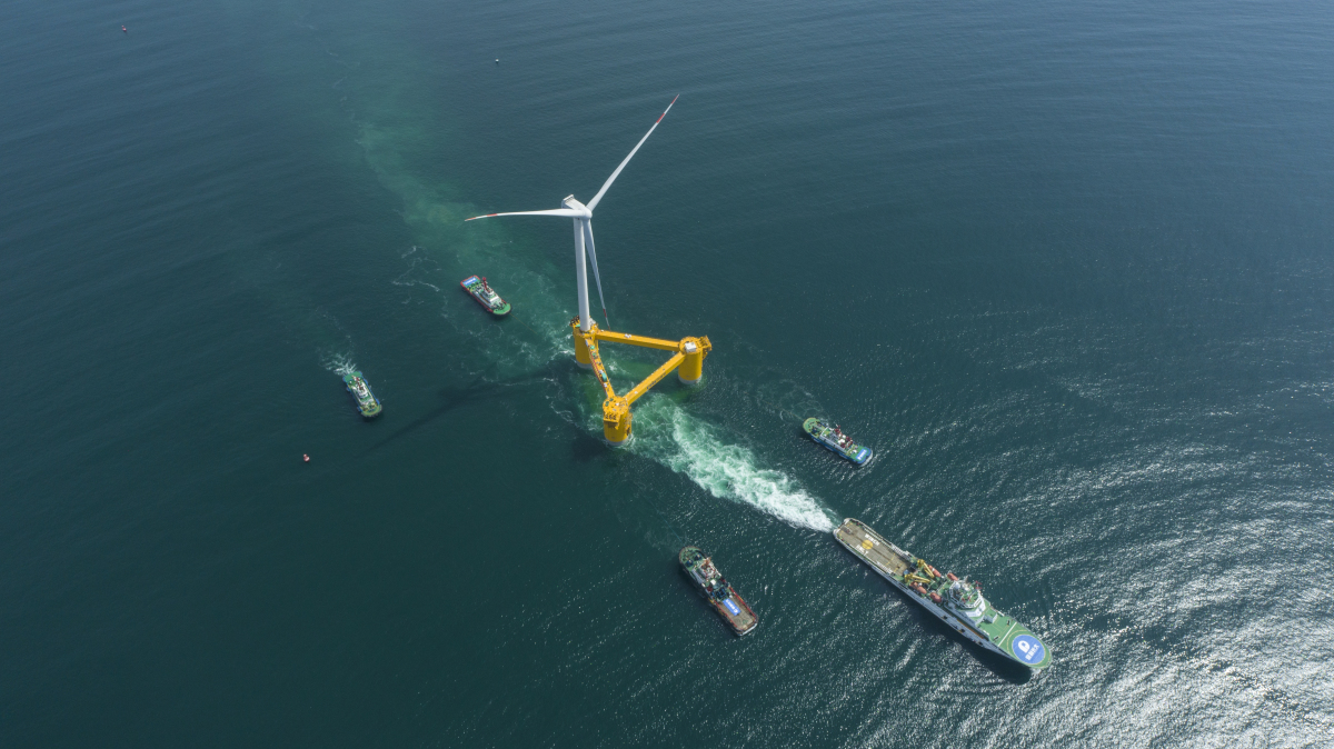 China's First Deep-Sea Floating Wind Turbine Heads Offshore | ichongqing
