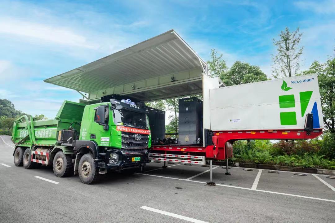 To Replace a Two-Ton Battery for Heavy Truck in Five Minutes | ichongqing