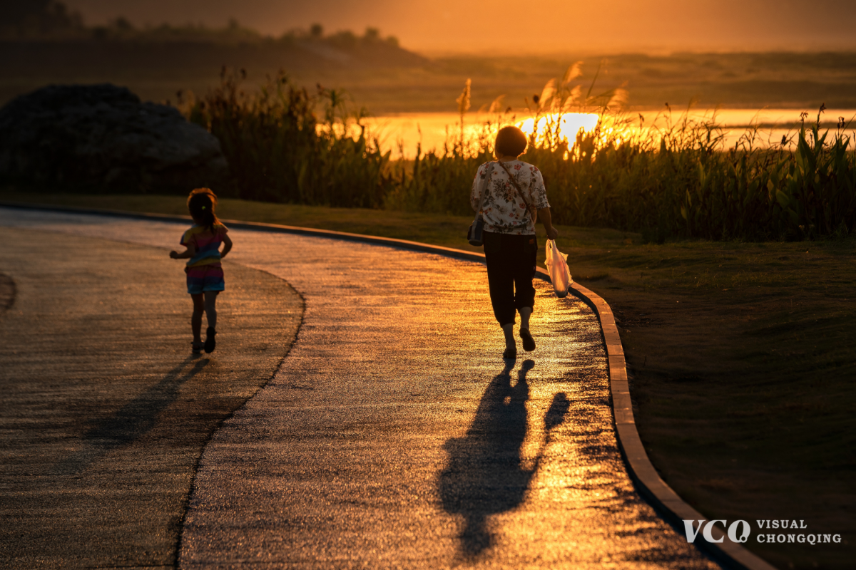 Visual Chongqing | The Red Sun Rises | ichongqing
