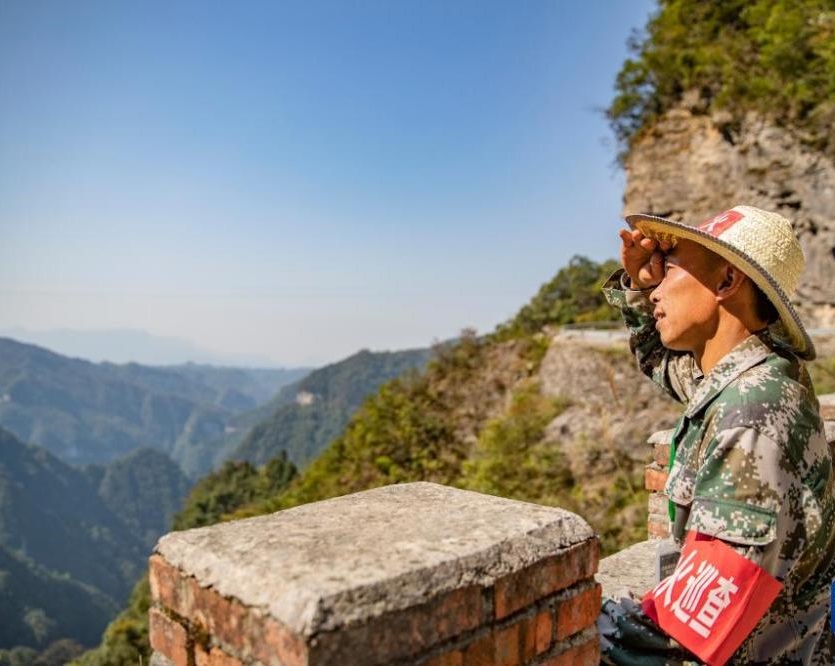 Forest Rangers in Chongqing Help Better Protect Green Barrier | Story ...